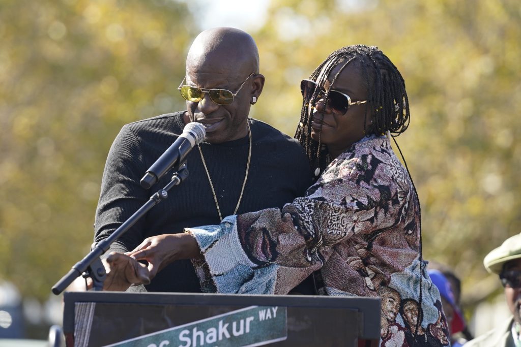 Tupac Shakur has an Oakland street named for him 27 years after his ...